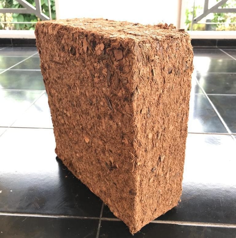 Hydrocoir Coco Blocks & Discs | Can-Neth Imports Ltd